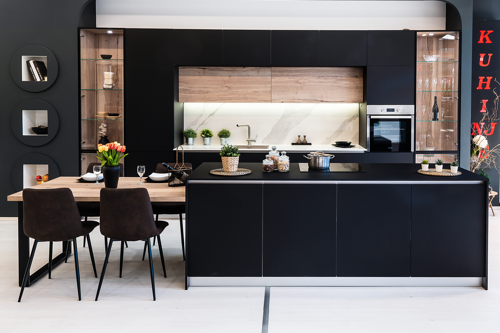 Prodajni salon - Interijeri Zadro